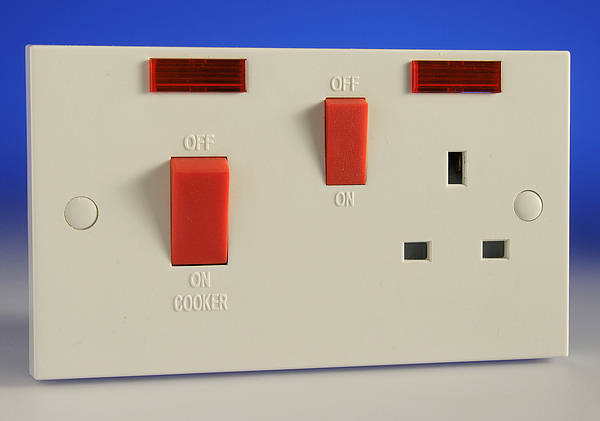 45 Amp Cooker Socket Control Unit - White